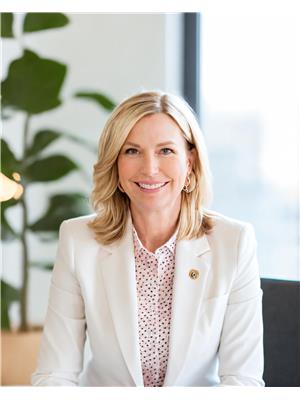 Laurie Brugger | REALTOR.ca