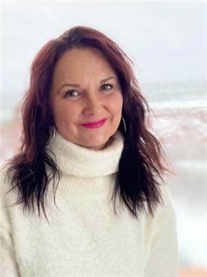 Jennifer MacIsaac | REALTOR.ca