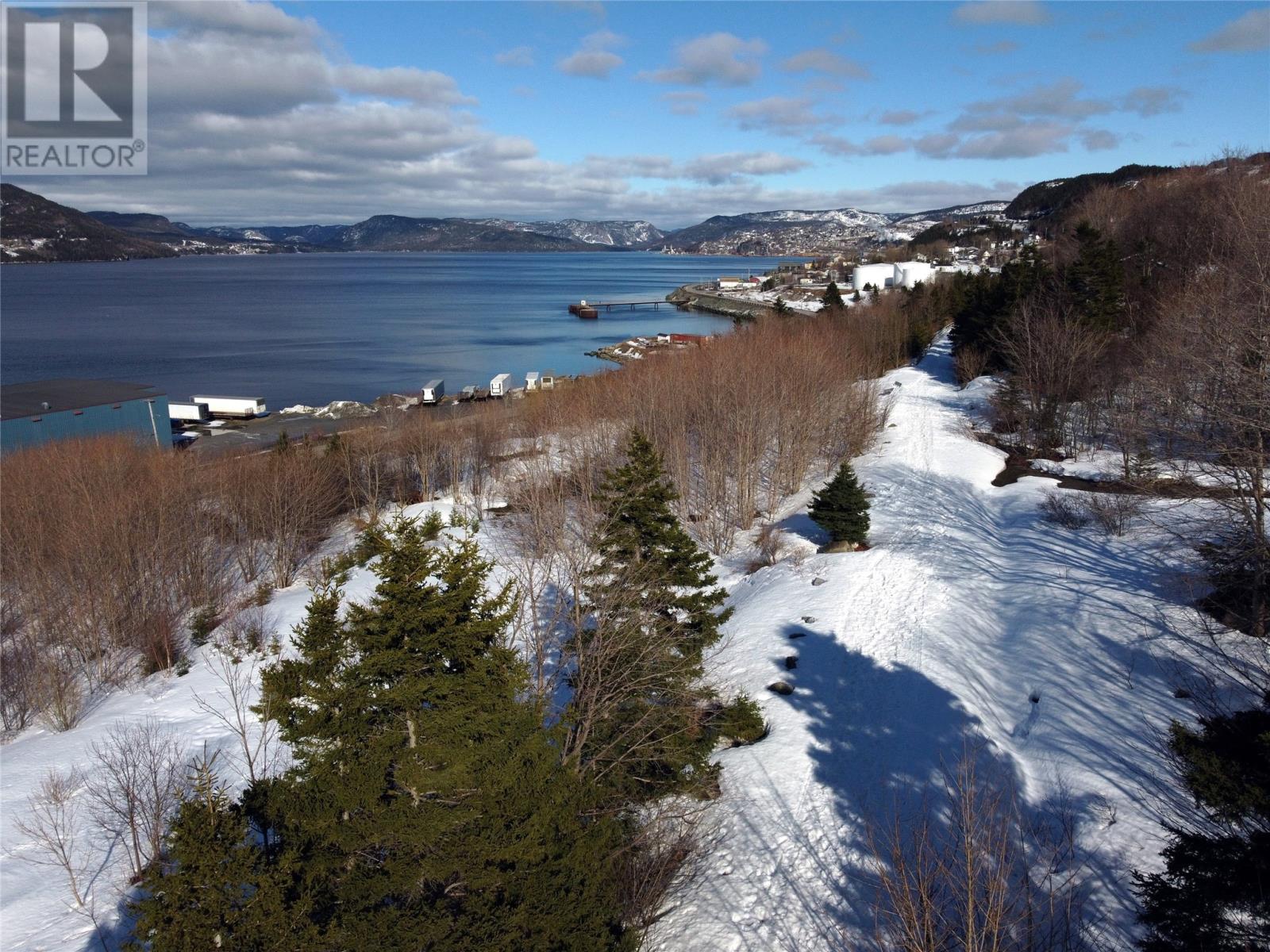 For sale: 7 Lewis Avenue, Corner Brook, Newfoundland & Labrador A2H3P7 ...