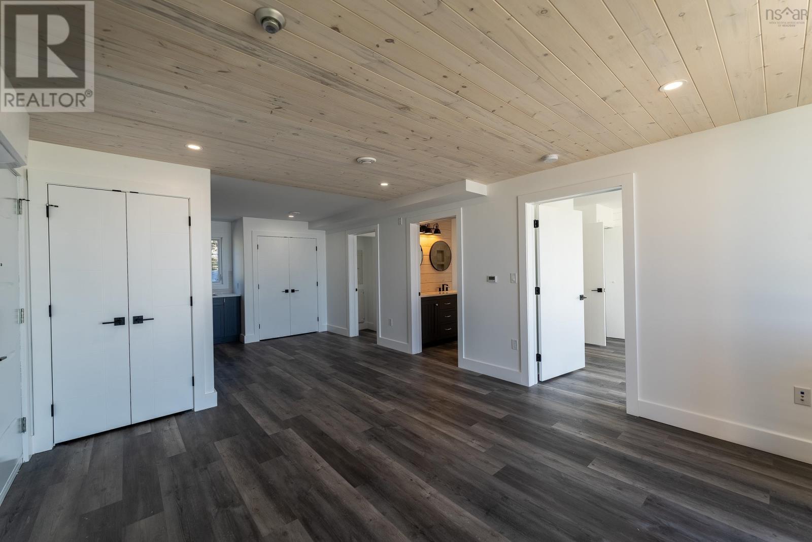 Unit 1 6755 Highway 3, Hunts Point, Nova Scotia B0T1G0 | REALTOR.ca