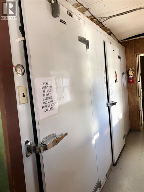 For sale: 45056 Range Road 275, Hill Spring, Alberta T0K1E0 - A2000531 ...