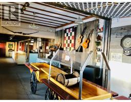 For sale: 45056 Range Road 275, Hill Spring, Alberta T0K1E0 - A2000531 ...