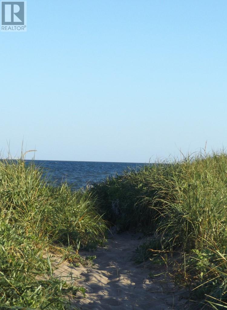 For sale: 490 Val Comeau, Val-Comeau, New Brunswick E1X1J6 - M149181 ...