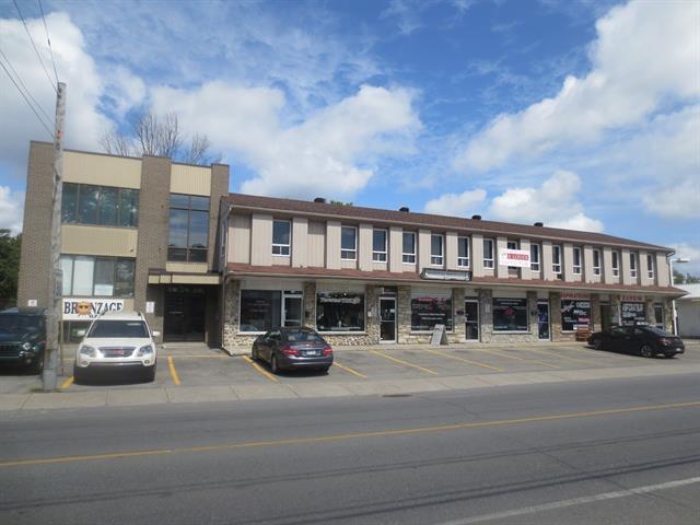 For rent: 216 Grand Boulevard, L'Île-Perrot, Quebec J7V4X1 - 18422196 ...