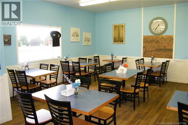 For sale: 4706 43 Avenue, Forestburg, Alberta T0B1N0 - CA0177964 ...