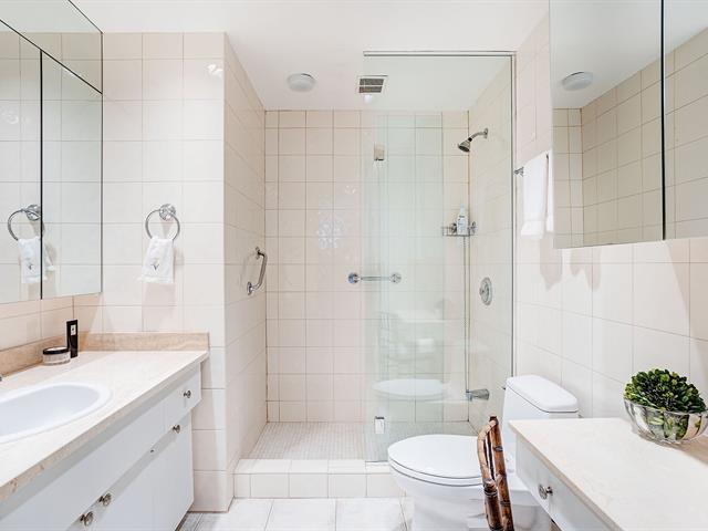 For sale: 3 Rue Westmount-Square, #512, Westmount, Quebec H3Z2S4 ...