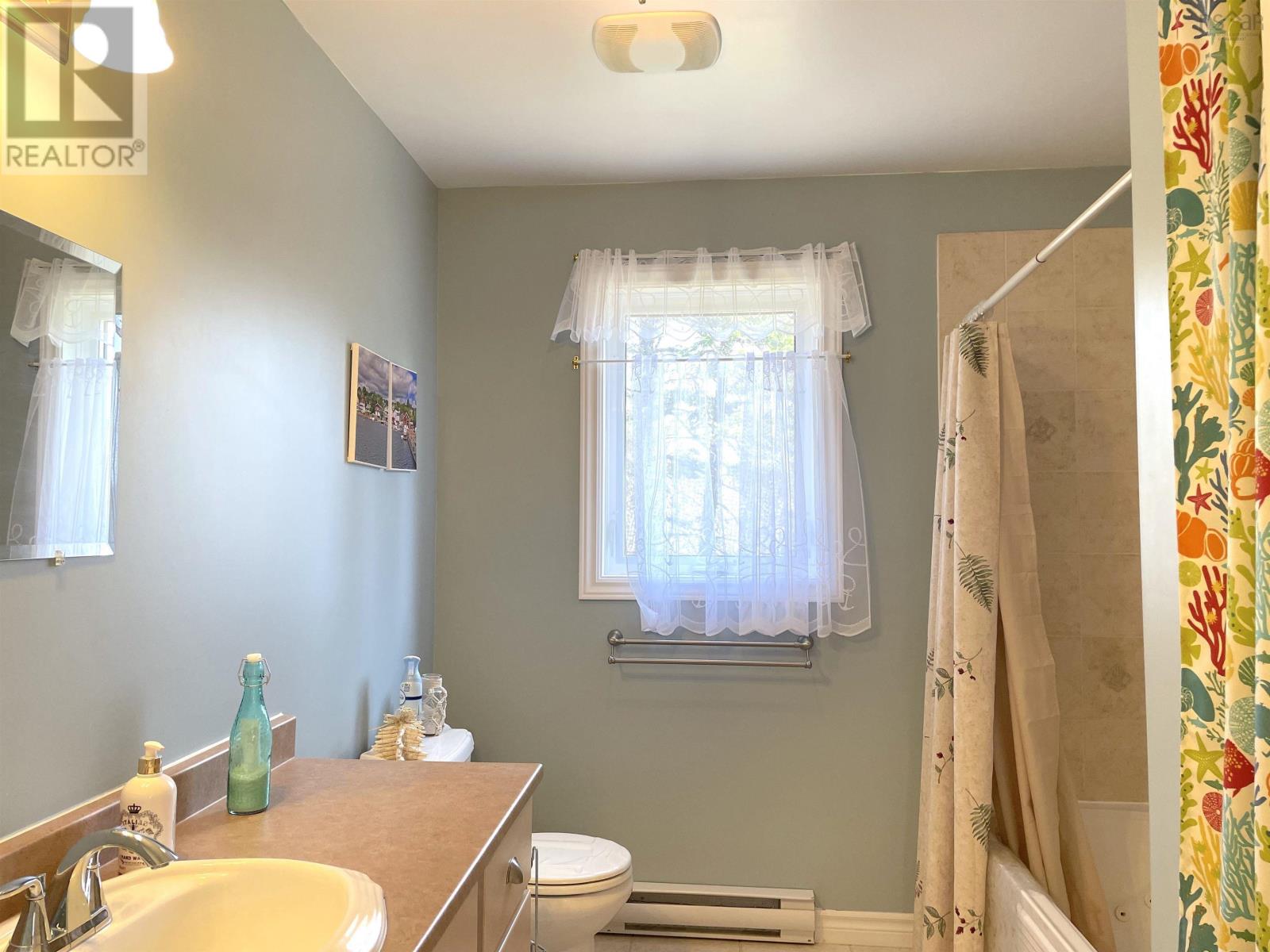 46176 Cabot Trail, Indian Brook, Nova Scotia B0C1H0 | REALTOR.ca