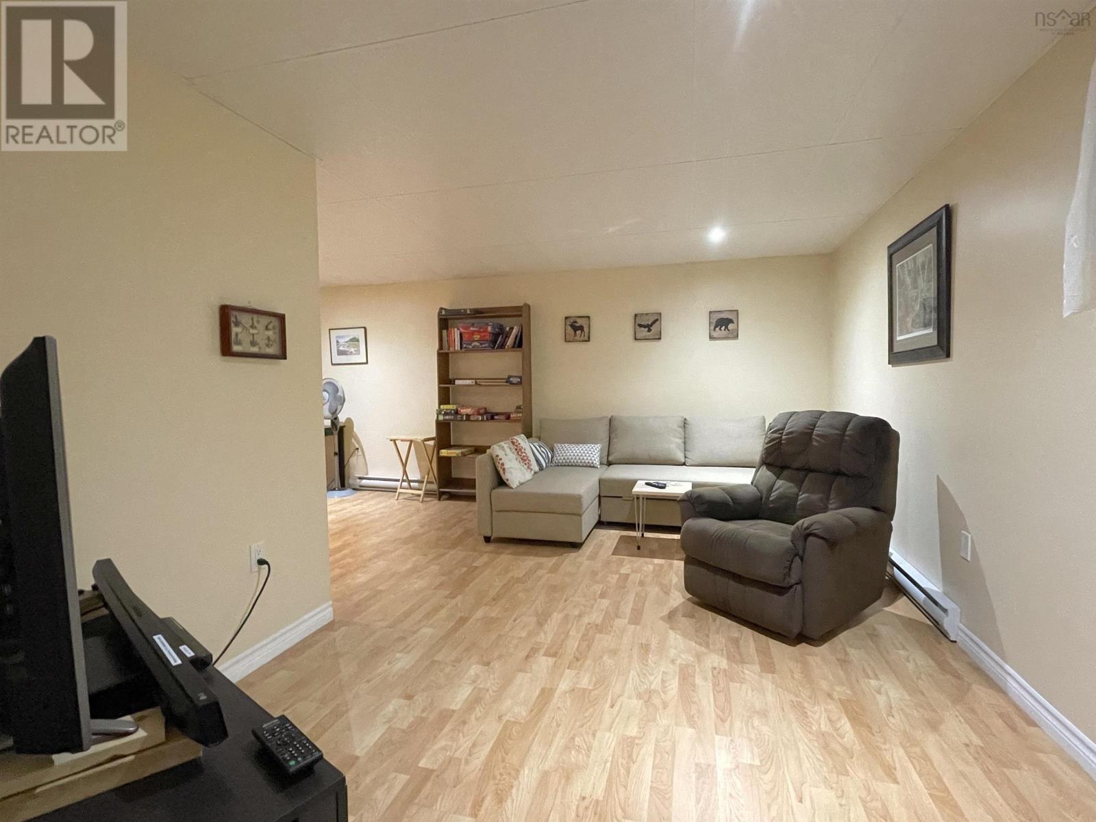 46176 Cabot Trail, Indian Brook, Nova Scotia B0C1H0 | REALTOR.ca