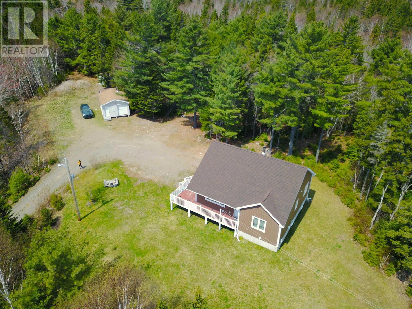 46176 Cabot Trail, Indian Brook, Nova Scotia B0C1H0 | REALTOR.ca