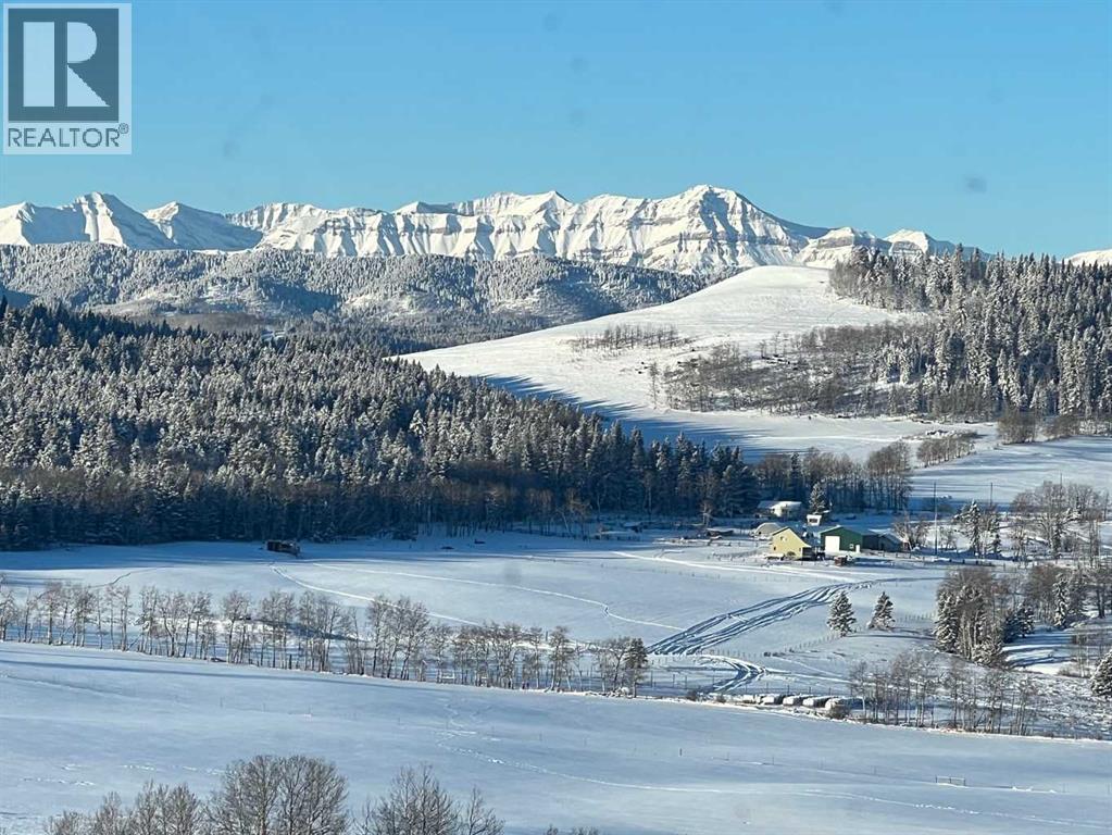 For sale: 304075 549 Highway, Rural Foothills County, Alberta T0L1K0 ...