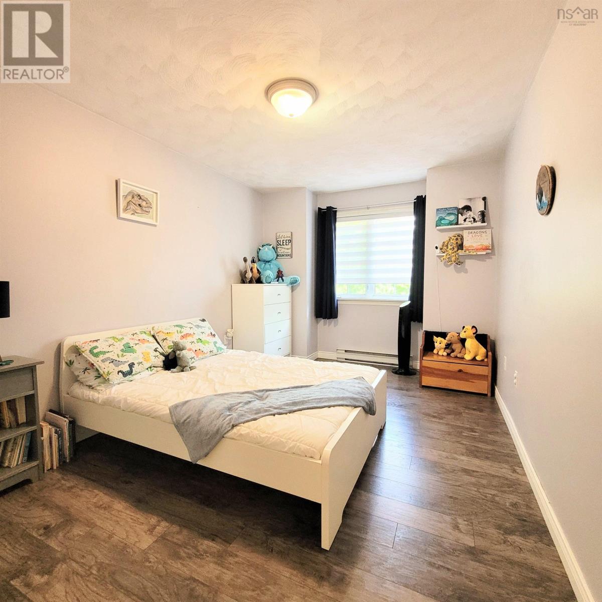 For sale: 184 North Street, Springhill, Nova Scotia B0M1X0 - 202311369 ...