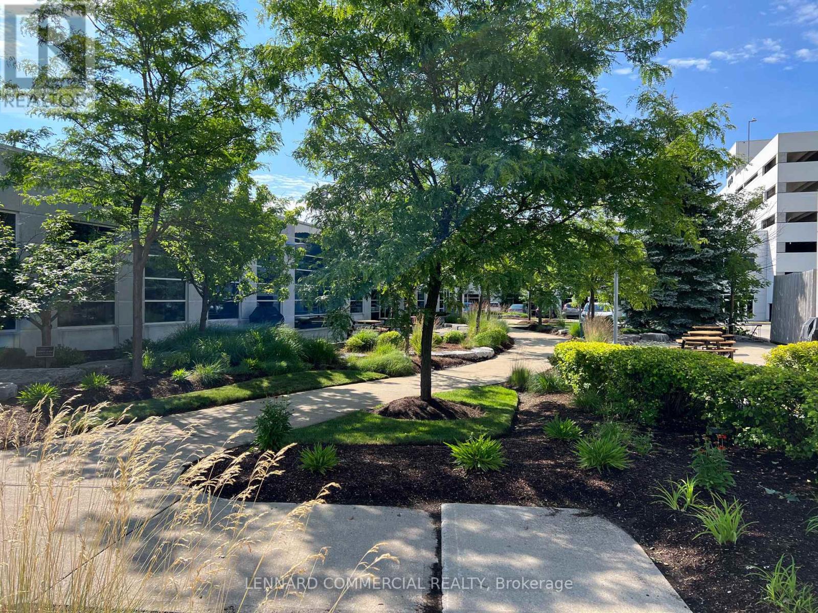 For lease: 400 - 615 KUMPF DRIVE, Waterloo, Ontario N2V1K8 - X6705262 ...