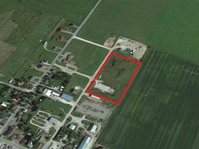 For sale: 558 Rue du Parc-Industriel, Wotton, Quebec J0A1N0 - 14836275 ...