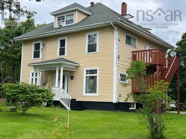 For sale: 7 Charlotte Street, Sydney Mines, Nova Scotia B1V2G5 ...