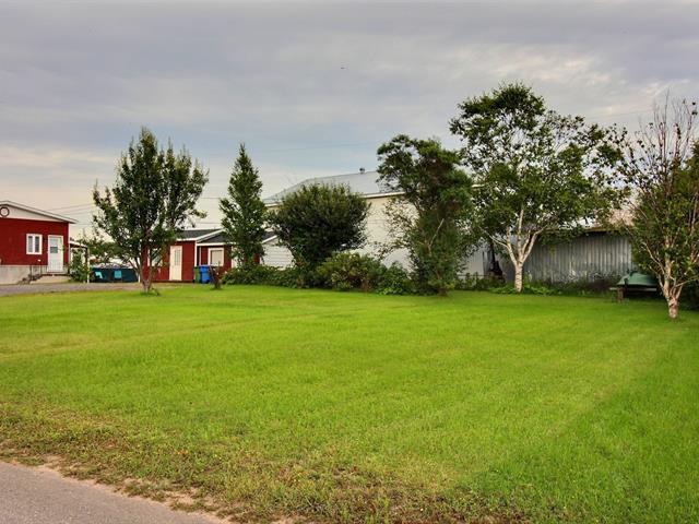 For sale: Rue du Repos, Grande-Rivière, Quebec G0C1V0 - 28817807 ...