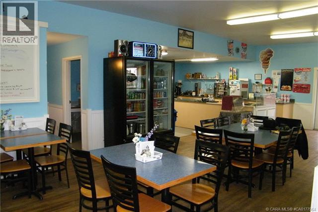 For sale: 4706 43 Avenue, Forestburg, Alberta T0B1N0 - CA0177964 ...