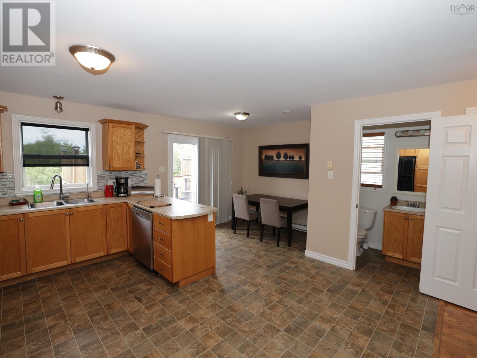 For sale: 45 Atikian Drive, Eastern Passage, Nova Scotia B3G1S8 ...