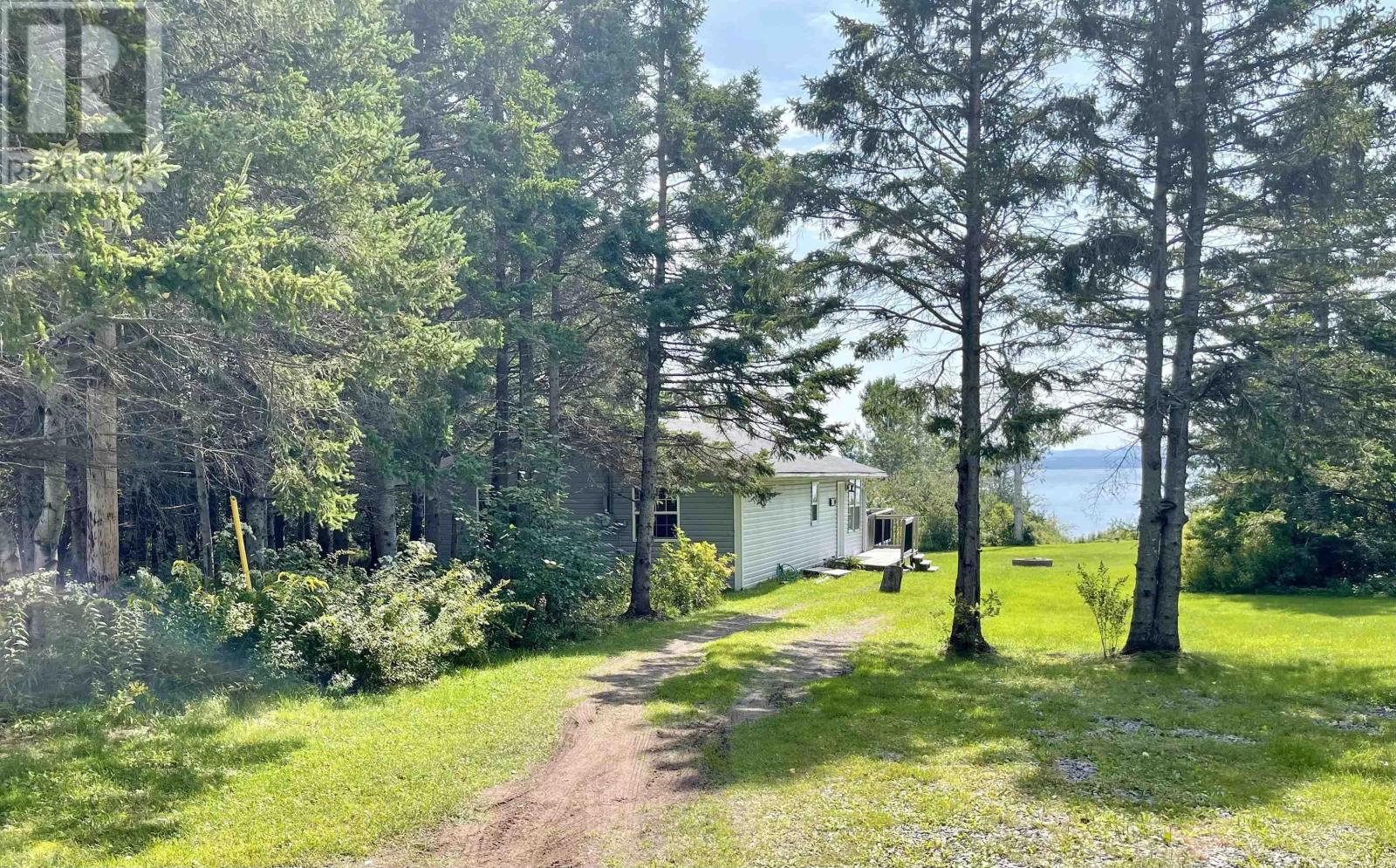 For sale: 3124 Malagash Road, Malagash, Nova Scotia B0K1E0 - 202319315 | REALTOR.ca