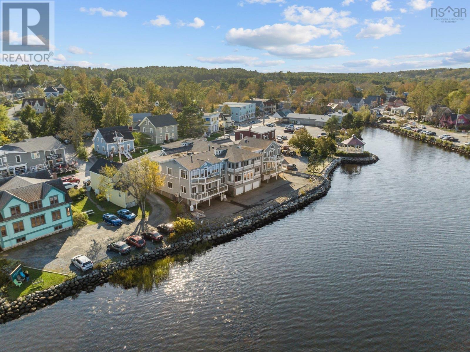 For sale: 2A 575 Main Street, Mahone Bay, Nova Scotia B0J2E0 ...