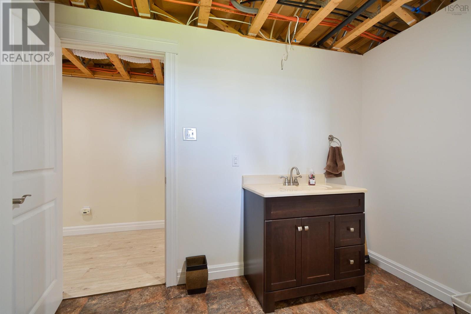 For sale: 2868 High Road, Arichat, Nova Scotia B0E2L0 - 202321650 ...