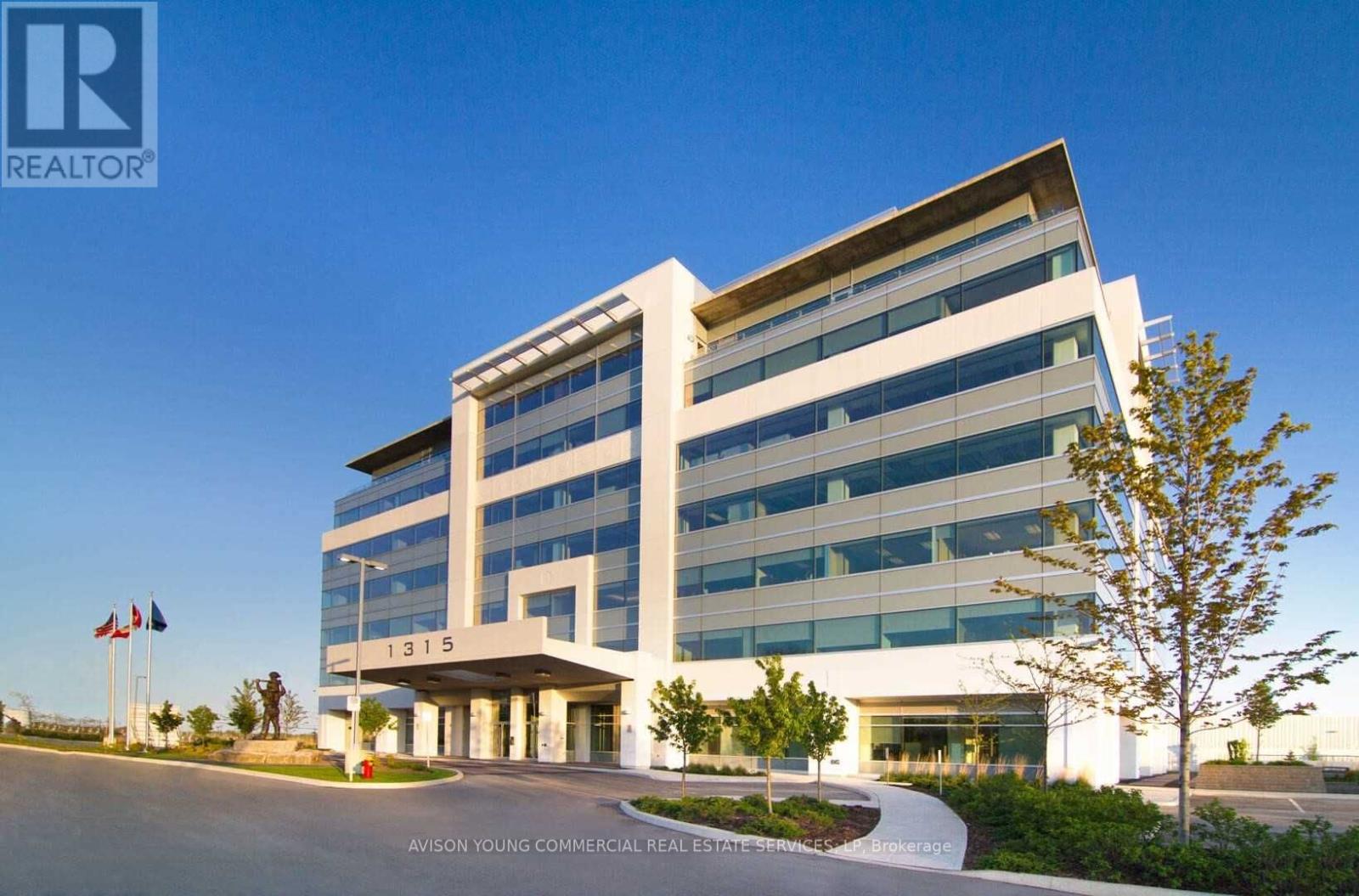 À louer : 3RD FL - 1315 NORTH SERVICE ROAD E, Oakville (1014 - QE Queen ...