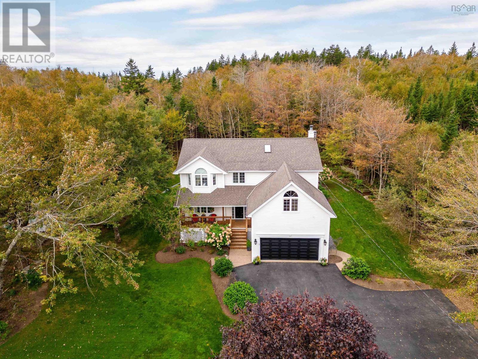For sale: 2 George Samuel Drive, Hammonds Plains, Nova Scotia B4B1L9 ...