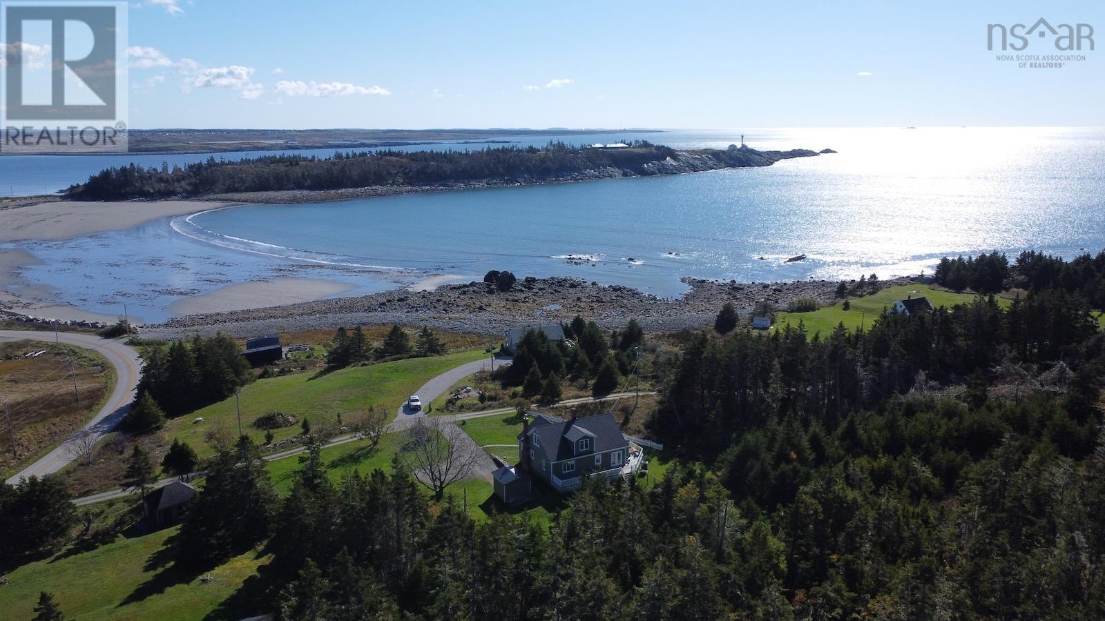 14 Sweeney Lane, Cape Forchu, Nova Scotia B5A5G7 | REALTOR.ca