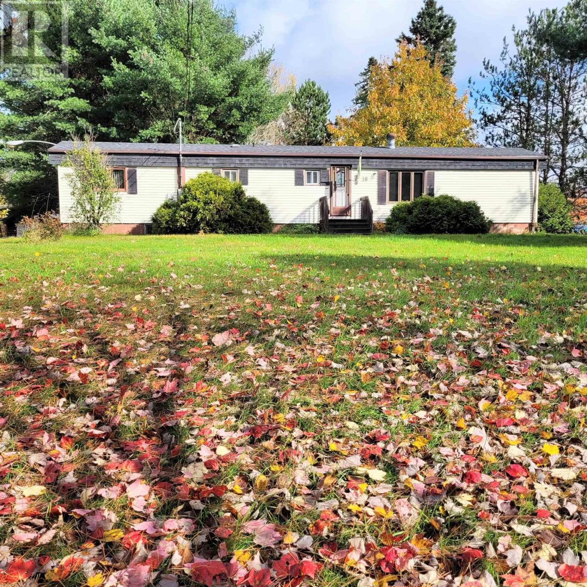 For sale: 18 Mount Pleasant Road, Oxford, Nova Scotia B0M1P0 ...