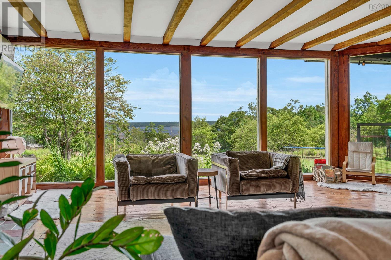 5132 Sandy Point Road, Jordan Ferry, Nova Scotia B0T1W0 | REALTOR.ca