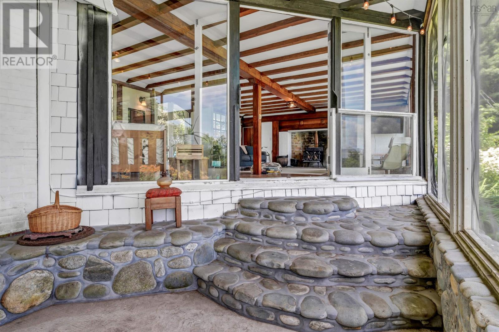 5132 Sandy Point Road, Jordan Ferry, Nova Scotia B0T1W0 | REALTOR.ca