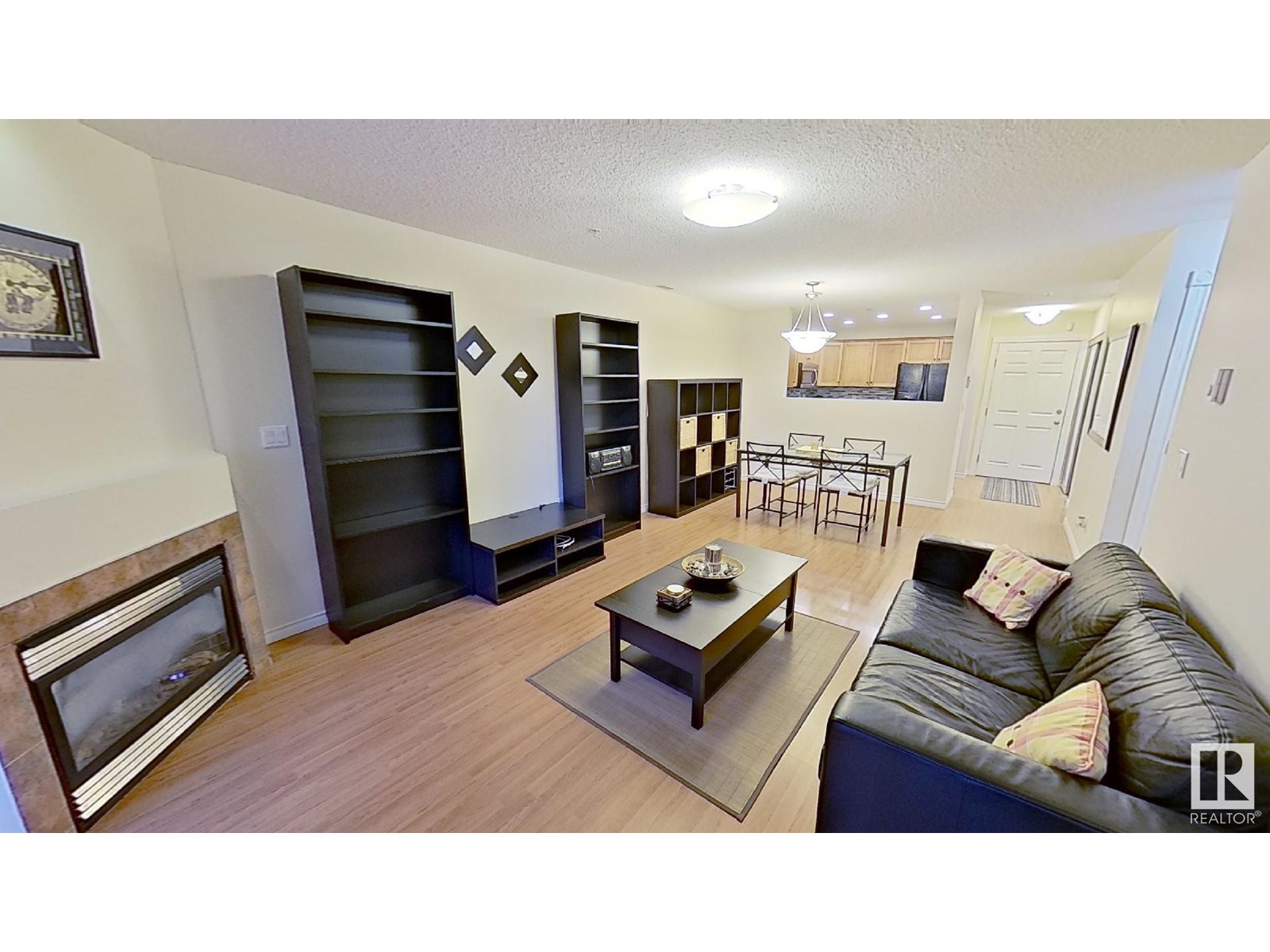 For sale: #119 12110 106 AV NW NW, Edmonton, Alberta T5N4R9 - E4368281 ...