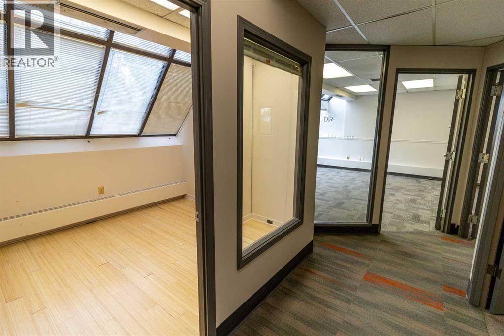 For lease: Suite C, 2411 4 Street NW, Calgary, Alberta T2M2Z8 ...