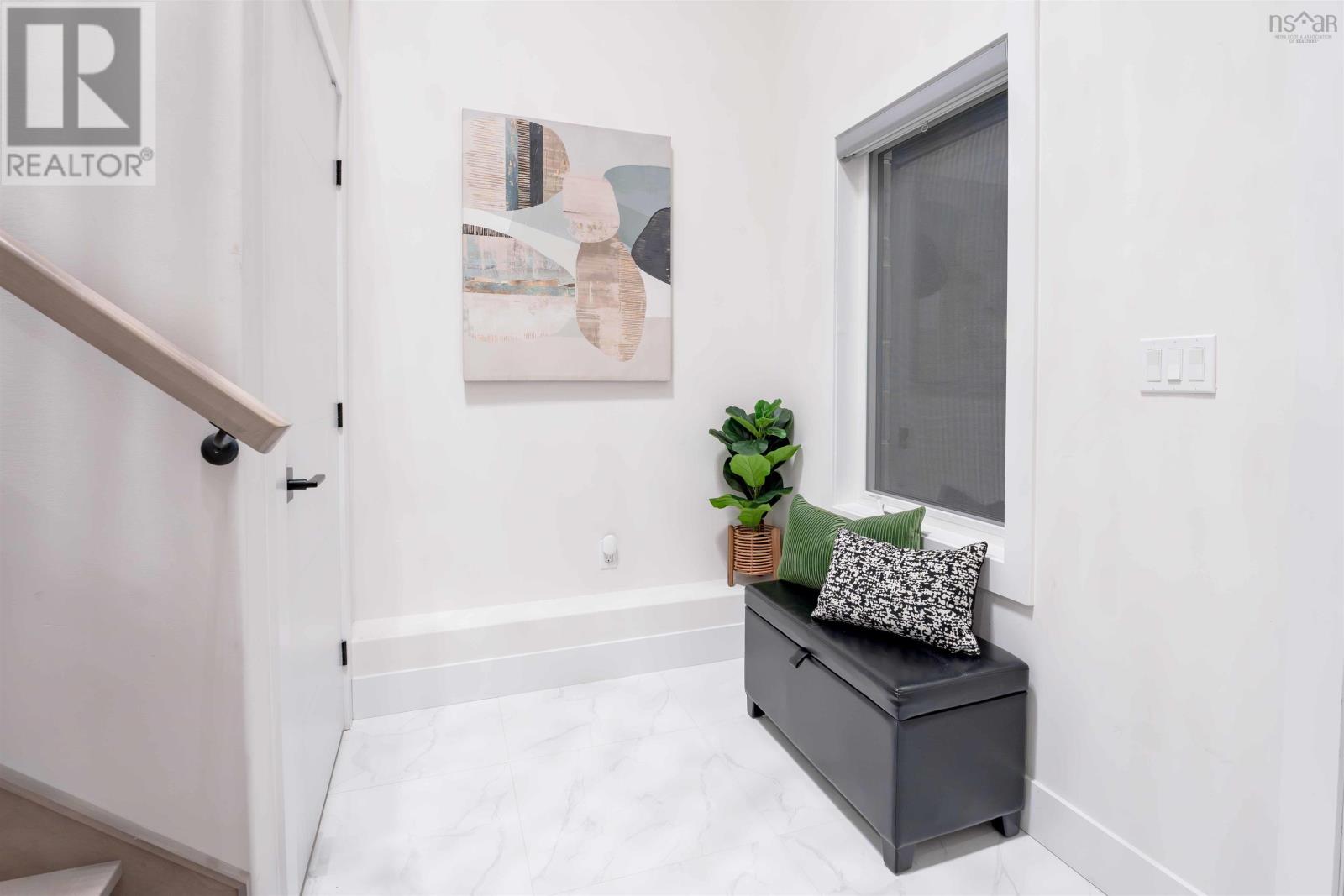 For sale: 129 Elizabeth Doane Drive, Bedford, Nova Scotia B4B1G5 ...