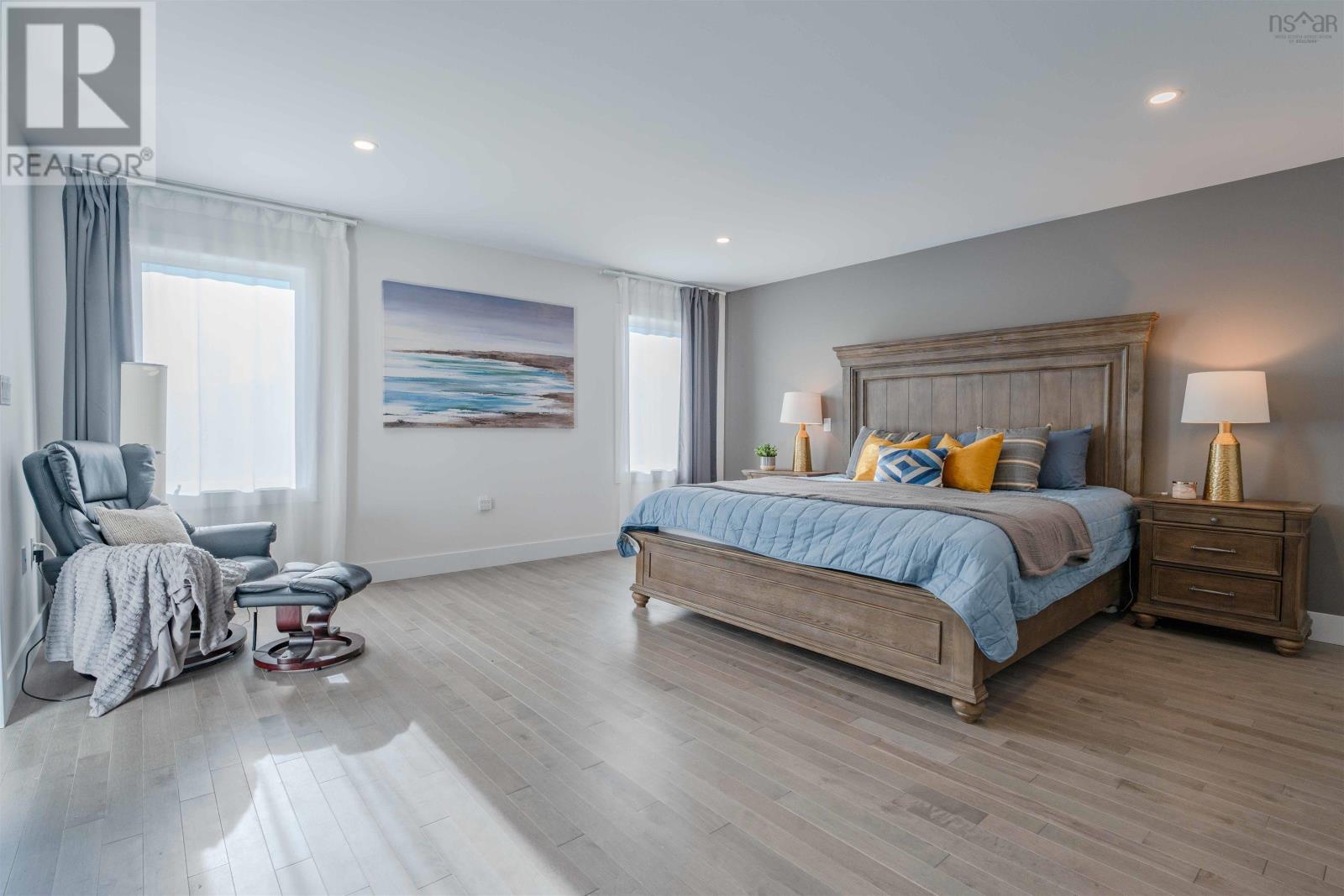 For sale: 129 Elizabeth Doane Drive, Bedford, Nova Scotia B4B1G5 ...