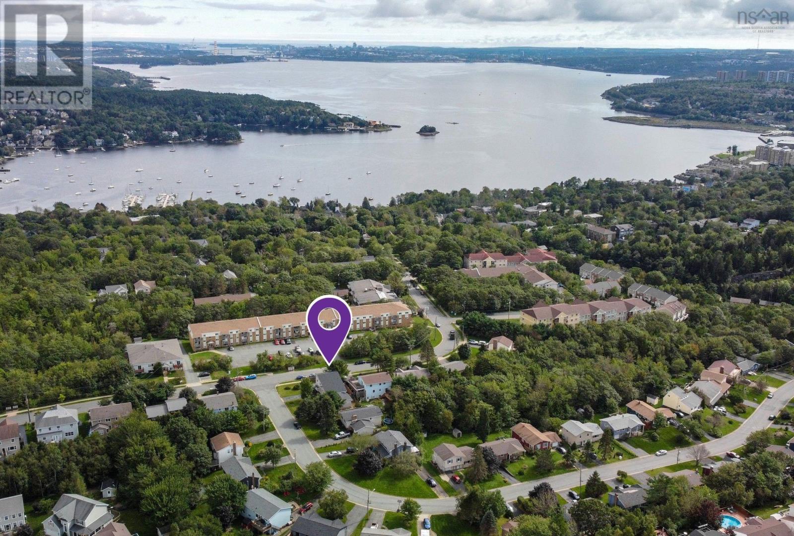 For sale: 2 Shoreview Drive, Bedford, Nova Scotia B4A1V5 - 202319545 ...