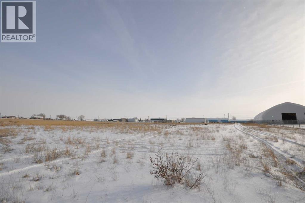 For sale: 647 2 Avenue, Dunmore, Alberta T1B0K3 - A2101966 | REALTOR.ca