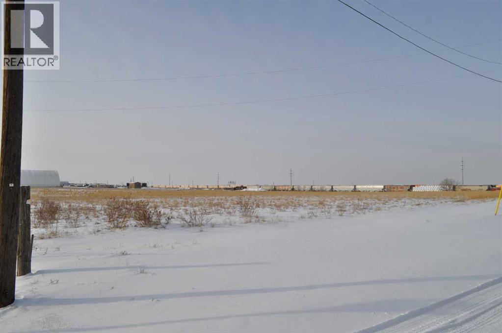 For sale: 647 2 Avenue, Dunmore, Alberta T1B0K3 - A2101976 | REALTOR.ca