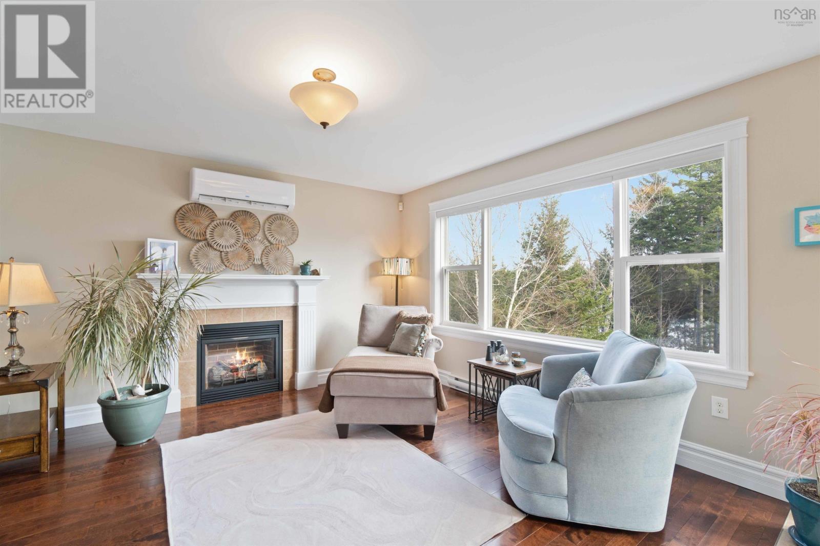 For sale: 1258 Westwood Boulevard, Upper Tantallon, Nova Scotia B3Z0G6 ...