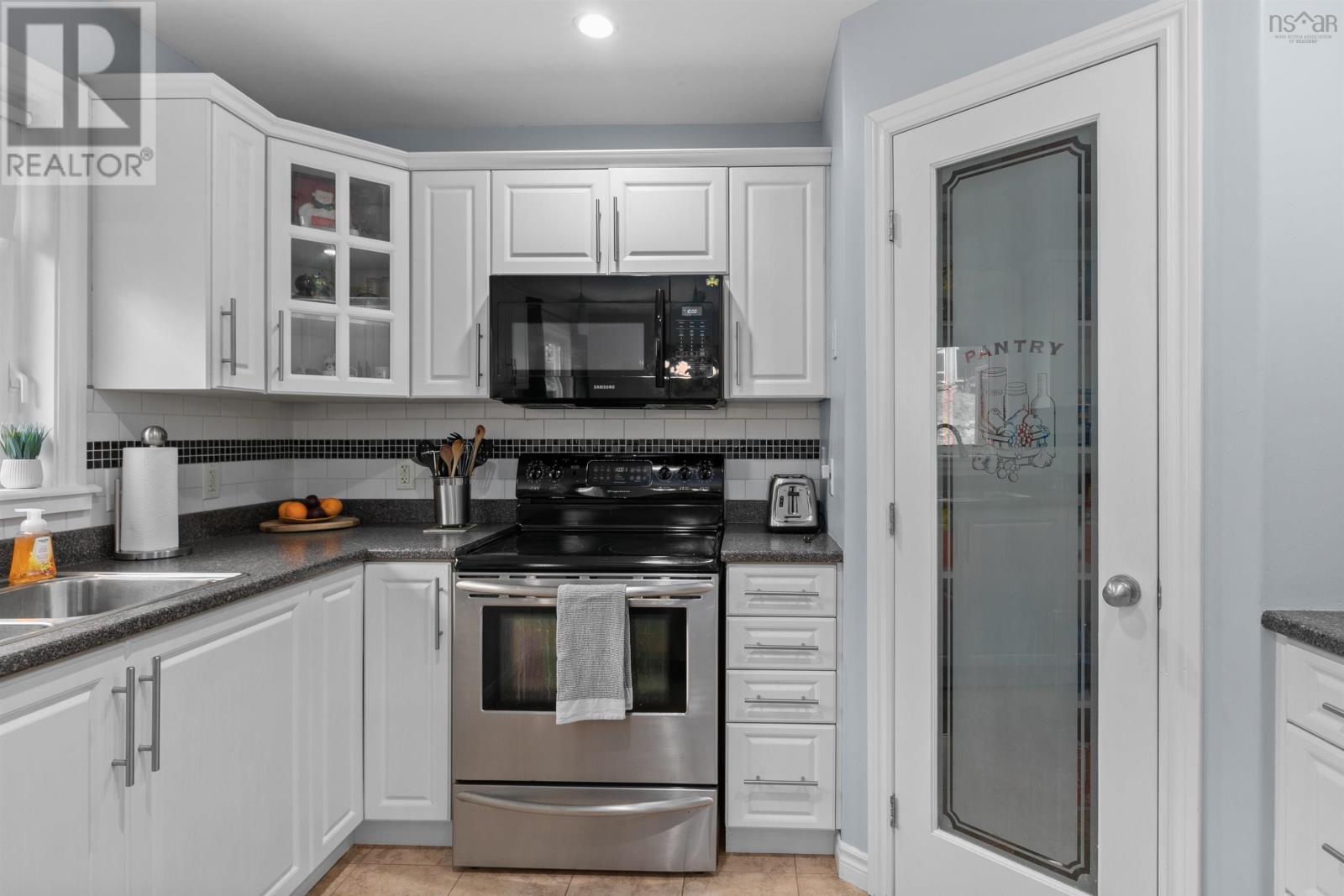 39 Riverwood Drive, Timberlea, Nova Scotia B3T1C7 | REALTOR.ca