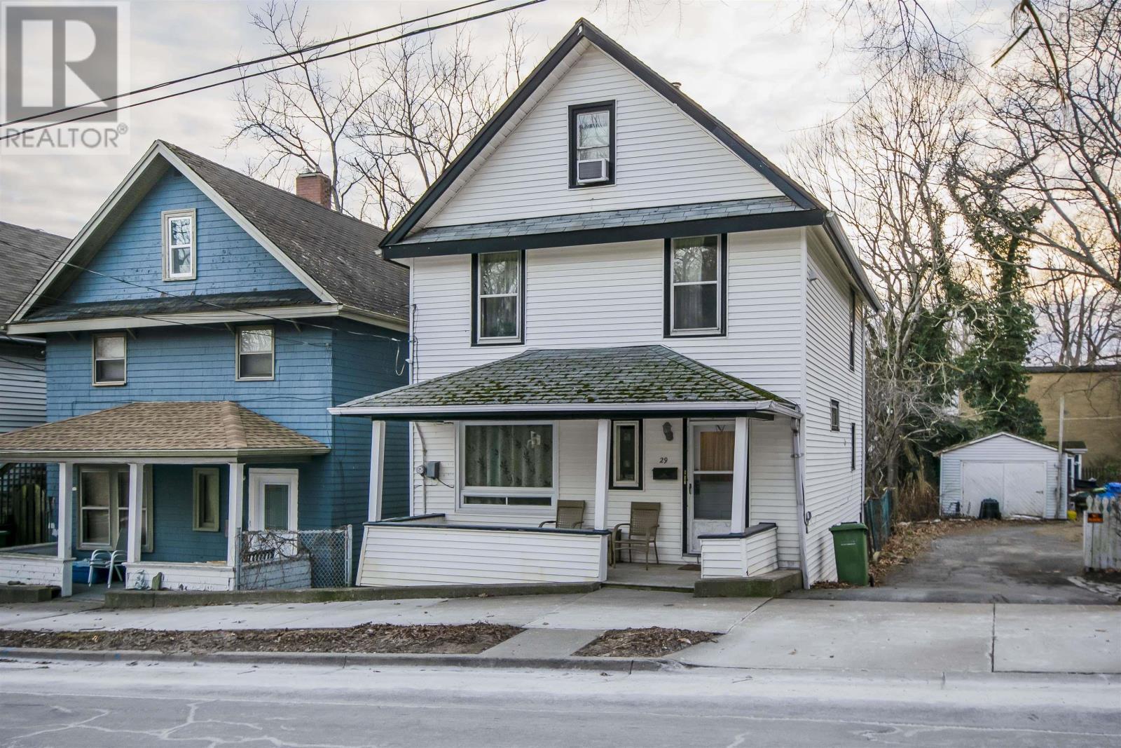 29 Maple Street, Dartmouth, Nova Scotia B2Y2X4 | REALTOR.ca