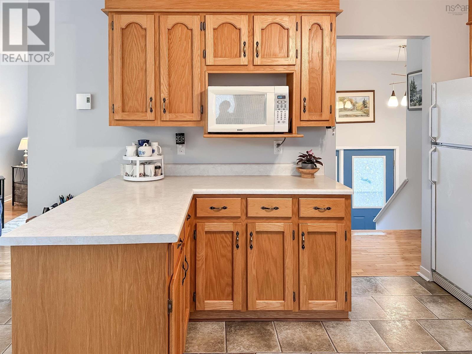 For sale: 1706 Cumberland Drive, Coldbrook, Nova Scotia B4R1A4 ...