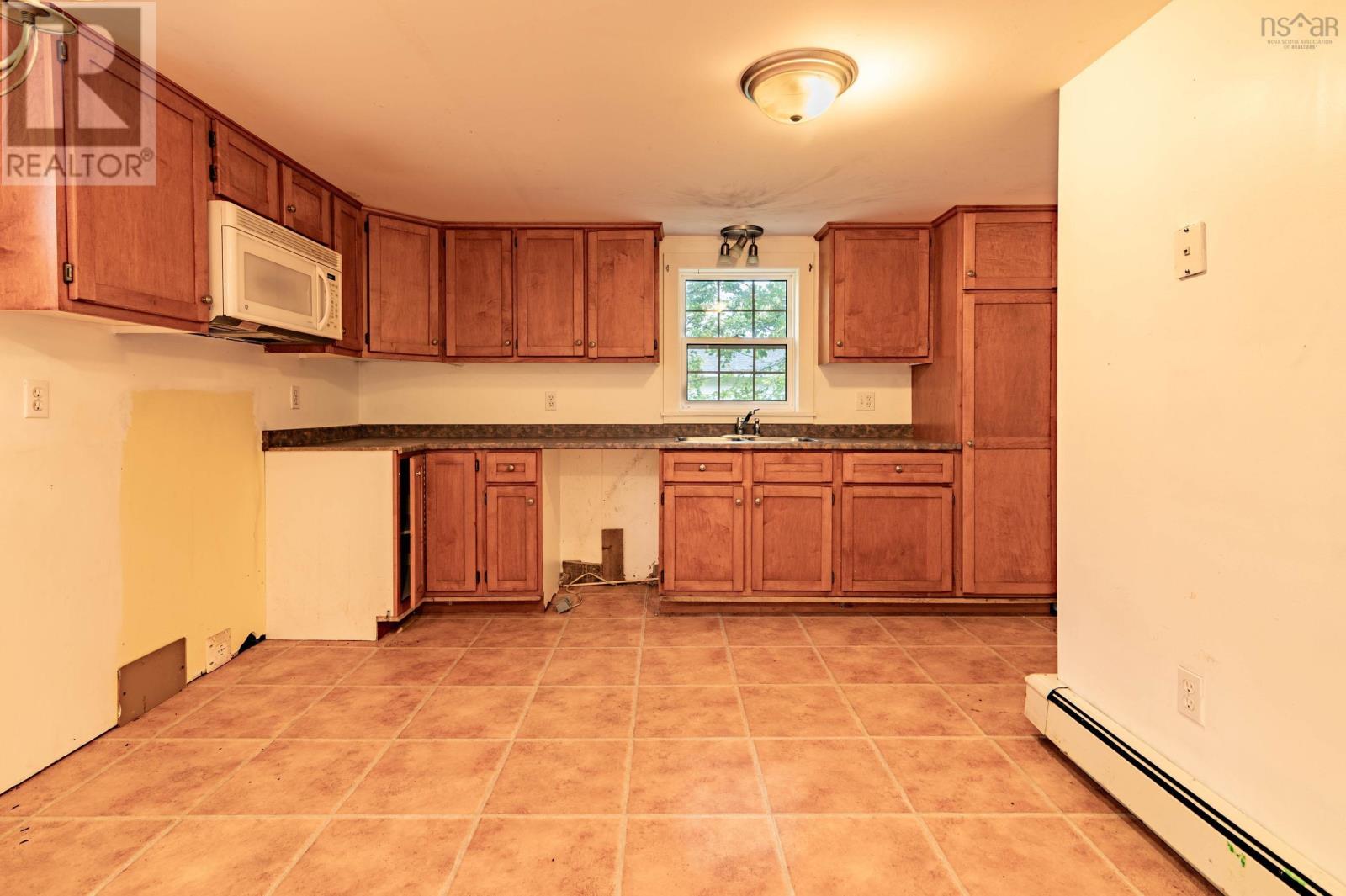 11 Greenwich Road, Greenwich, Nova Scotia B4P2R2 | REALTOR.ca