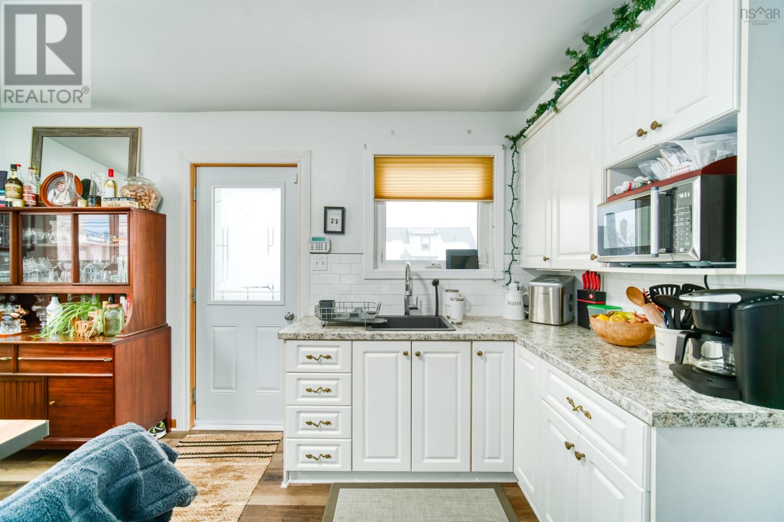 208 Main Avenue, 208A Main Avenue Halifax NS B3M 1B5, Halifax, Nova ...