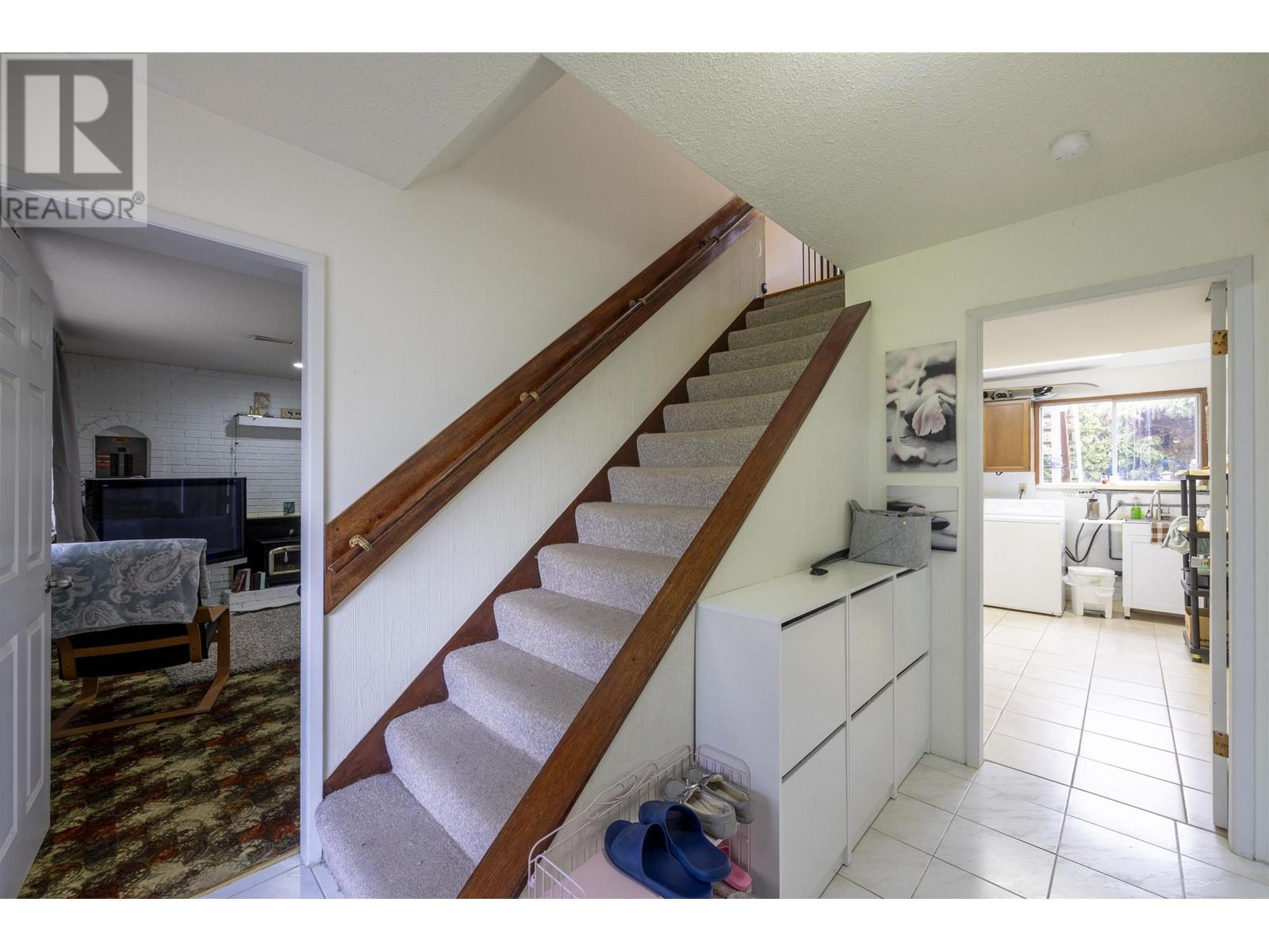 For sale: 5555 WALLACE ROAD, Richmond, British Columbia V7E2C4 ...