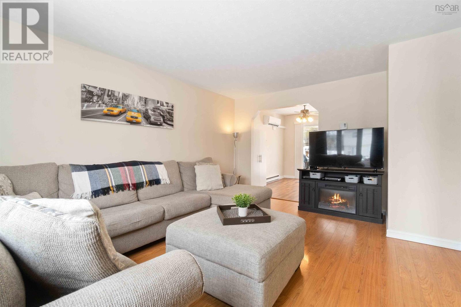 17 Sami Drive, Lower Sackville, Nova Scotia B4C3S4 | REALTOR.ca