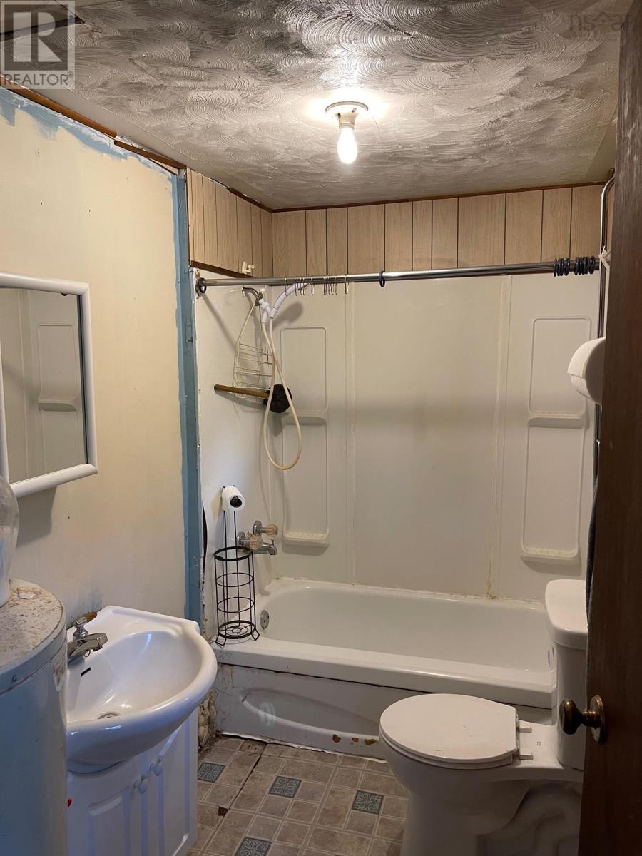 For sale: 263 Rodney Road, Wellington, Nova Scotia B5A5A5 - 202319339 ...