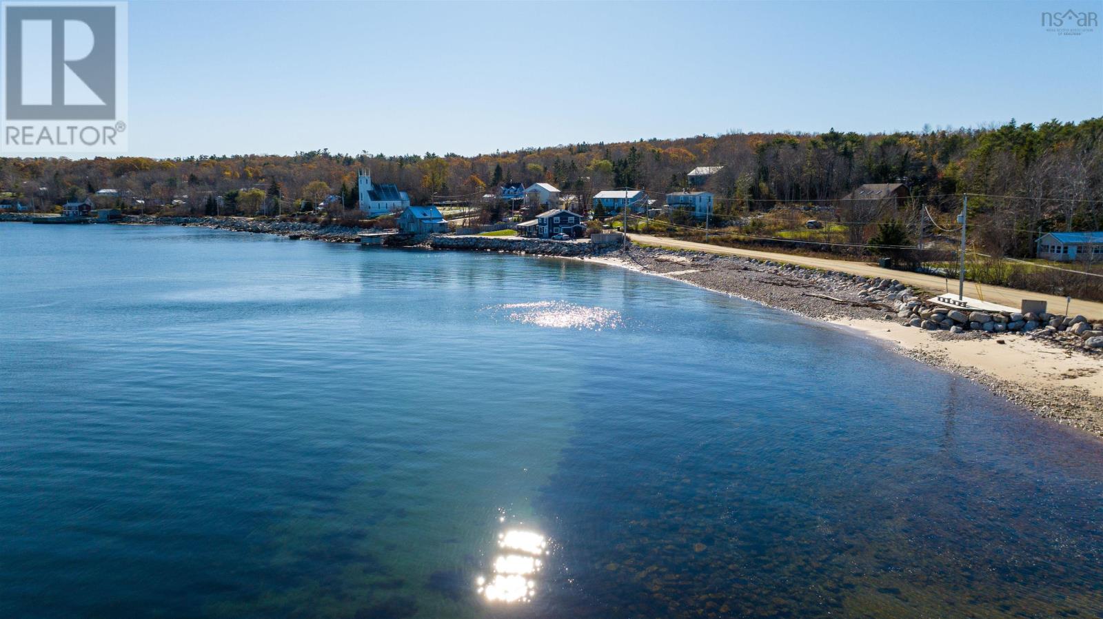 For sale: 21 Old Post Office Road, Mill Cove, Nova Scotia B0J1T0 ...