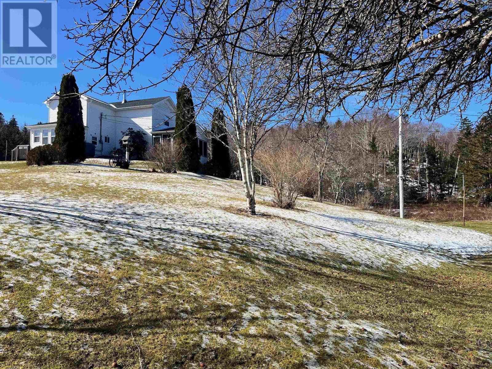 12 Pineview Road, Sunnyville, Nova Scotia B0H1N0 | REALTOR.ca