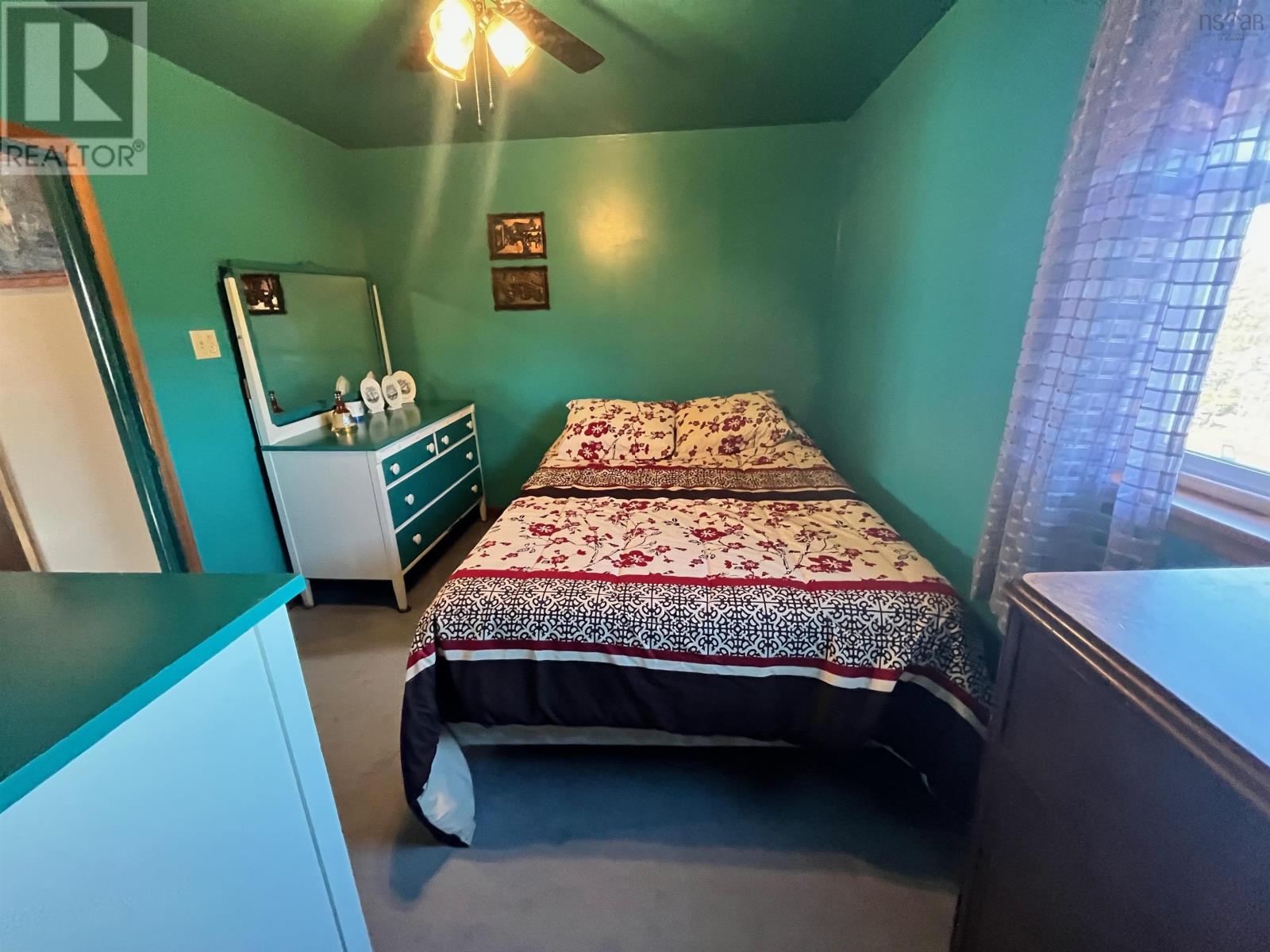 12 Pineview Road, Sunnyville, Nova Scotia B0H1N0 | REALTOR.ca