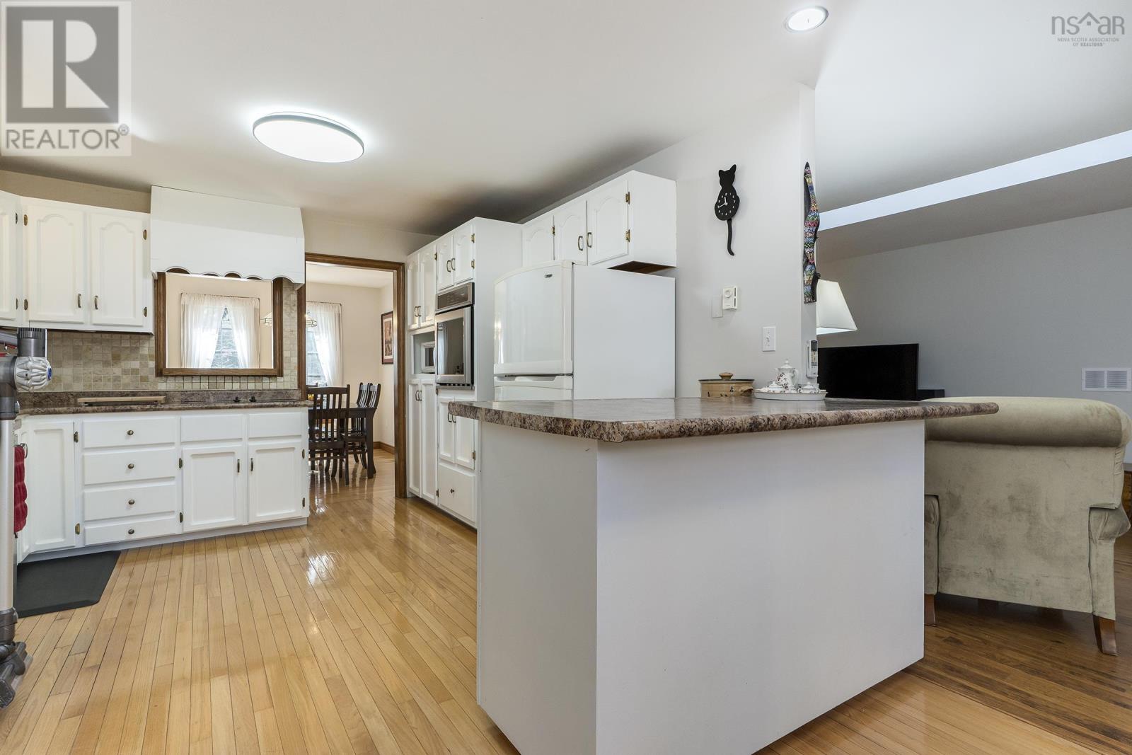 5 Maple Avenue, Meadowvale, Nova Scotia B0P1R0 | REALTOR.ca